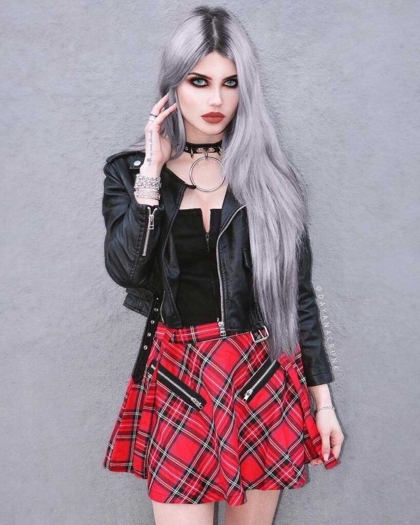 DAYANA CRUNK • INSPIRATIONAL MODEL