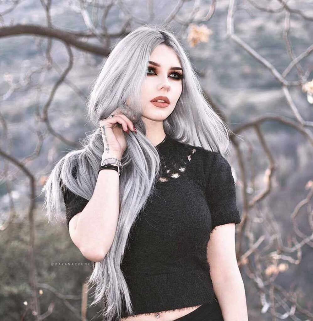 DAYANA CRUNK • INSPIRATIONAL MODEL