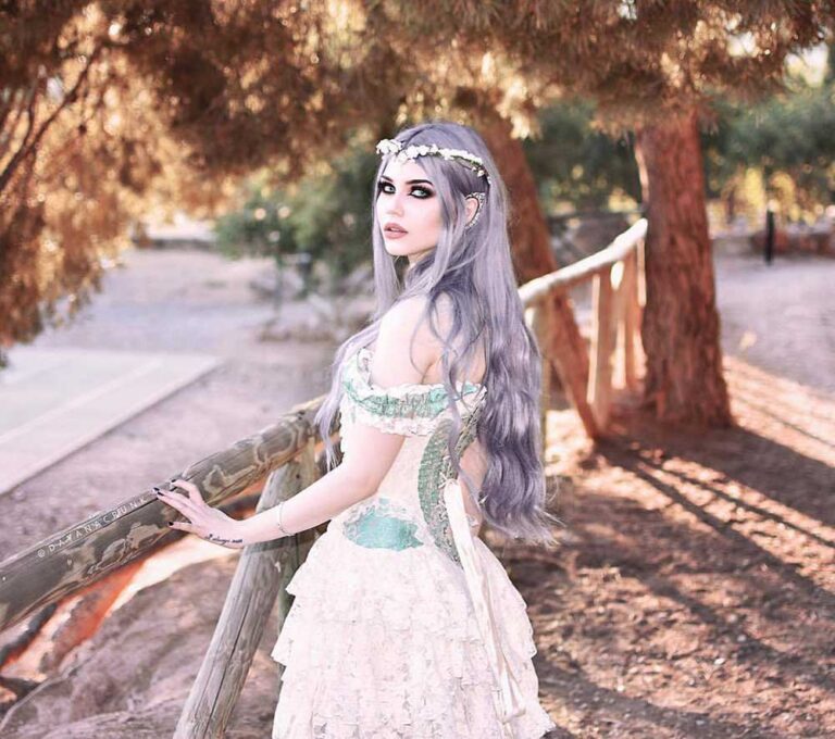 DAYANA CRUNK • INSPIRATIONAL MODEL